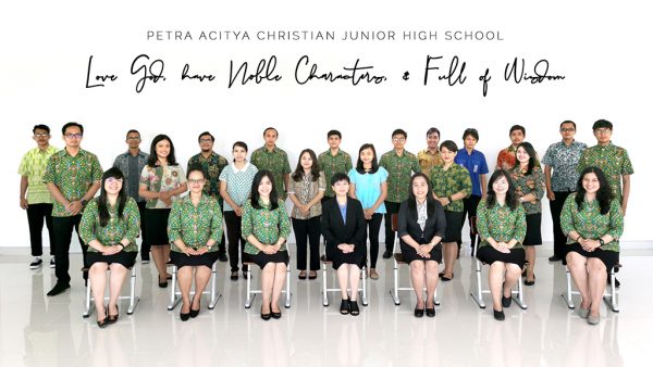 Teacher and Staff – SMP Kristen Petra Acitya